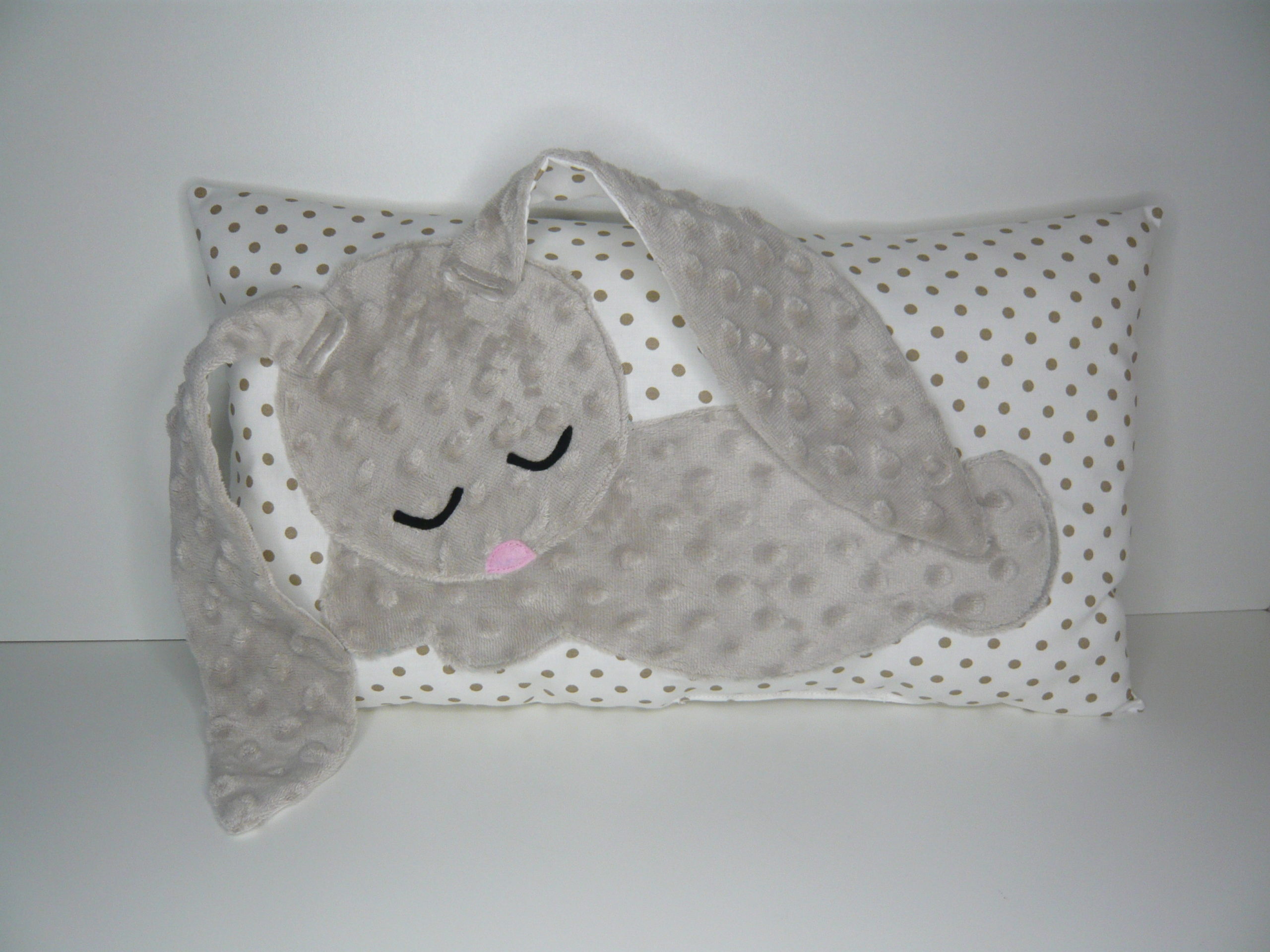 Coussin lapin grandes oreilles « Daisy » – La vie en coton